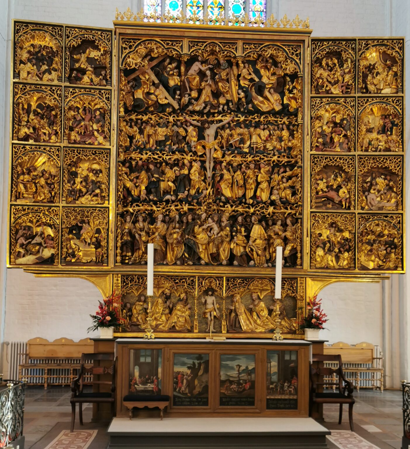 Sankt Knuds Kirke – Kongegrave