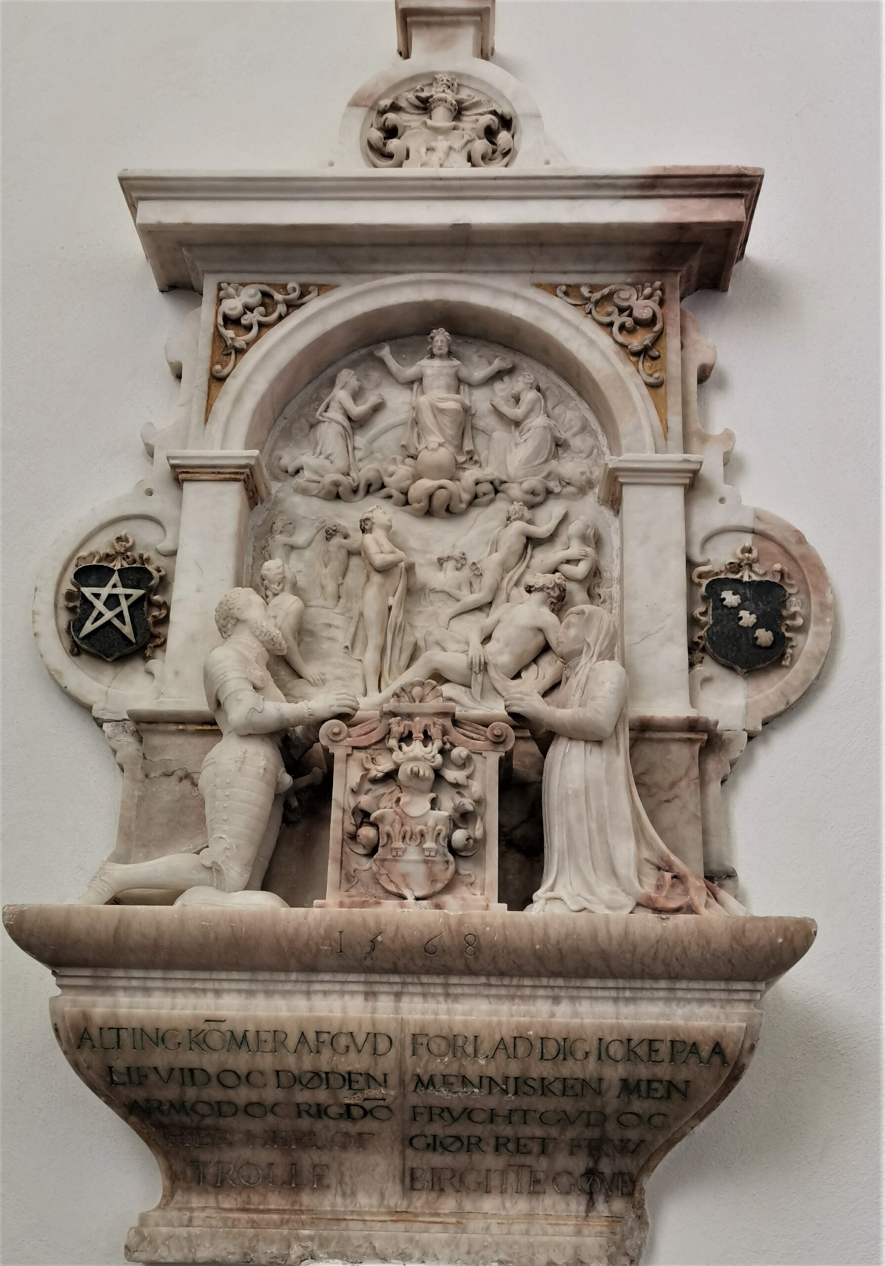 Herluf Trolle (1516-1565) – Kongegrave